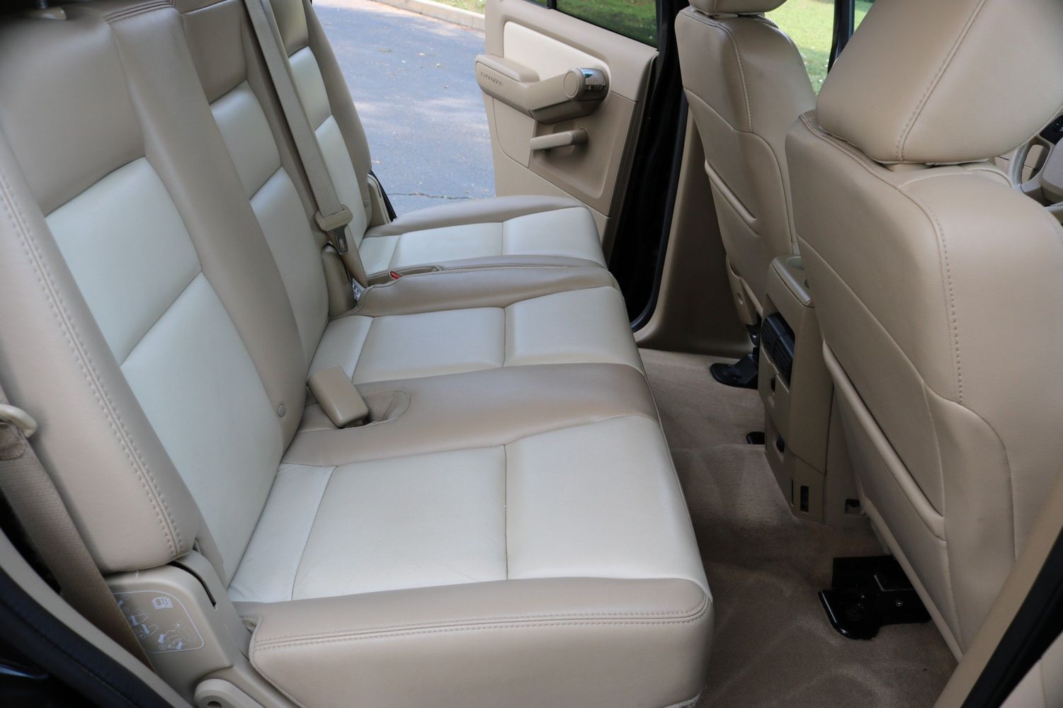 2010 Ford Explorer Eddie Bauer | Victory Motors of Colorado