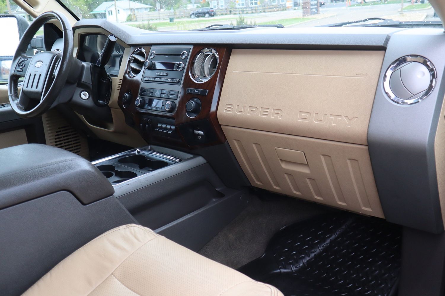 2012 Ford F-350 Super Duty Lariat | Victory Motors of Colorado