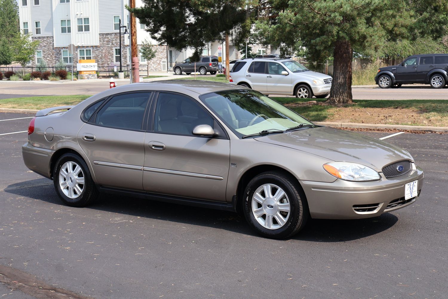 2004 Ford Taurus SEL | Victory Motors of Colorado