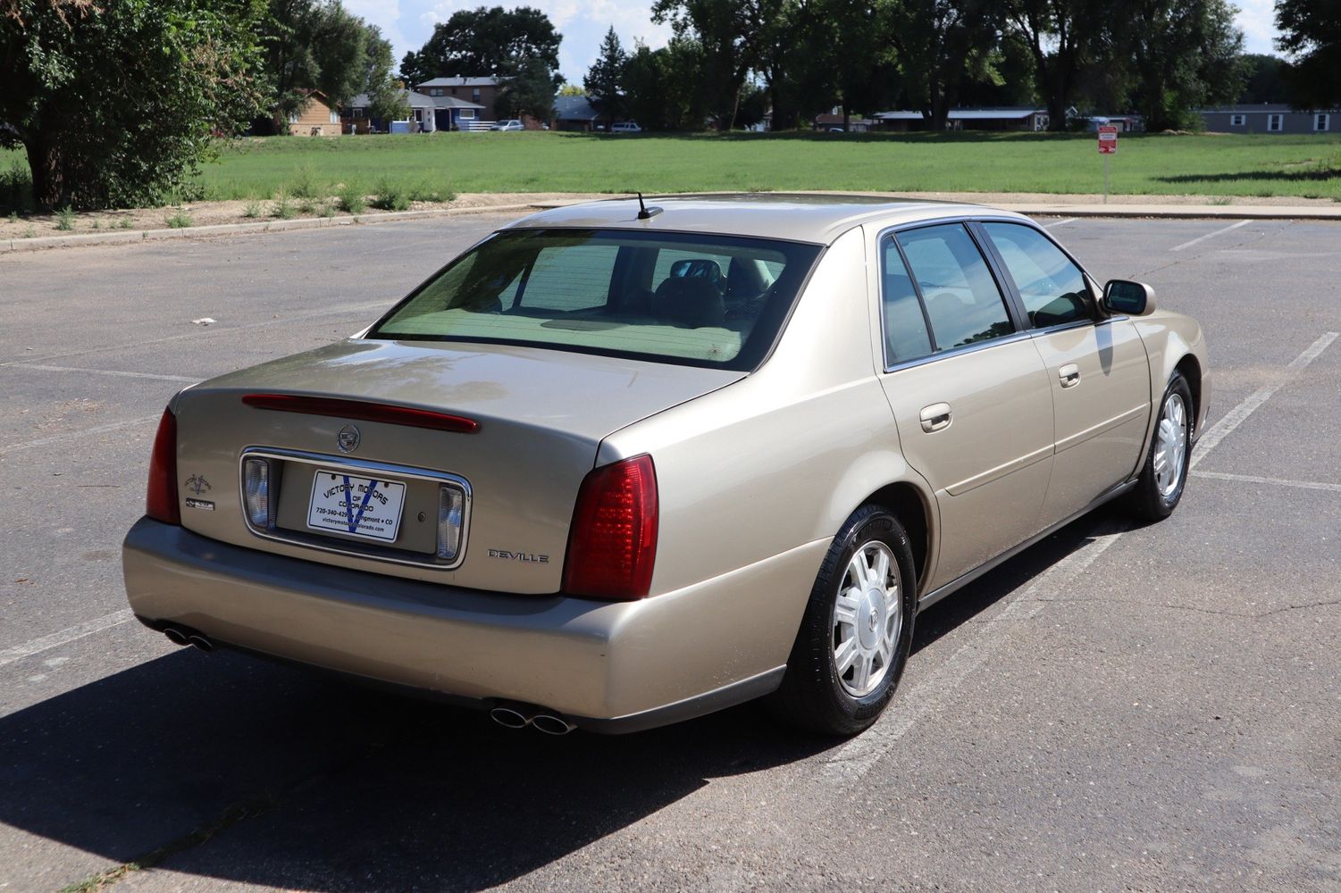2005 Cadillac DeVille | Victory Motors of Colorado