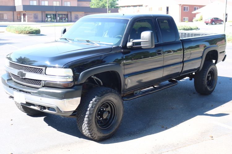 2001 Chevrolet Silverado 2500HD LT | Victory Motors of Colorado