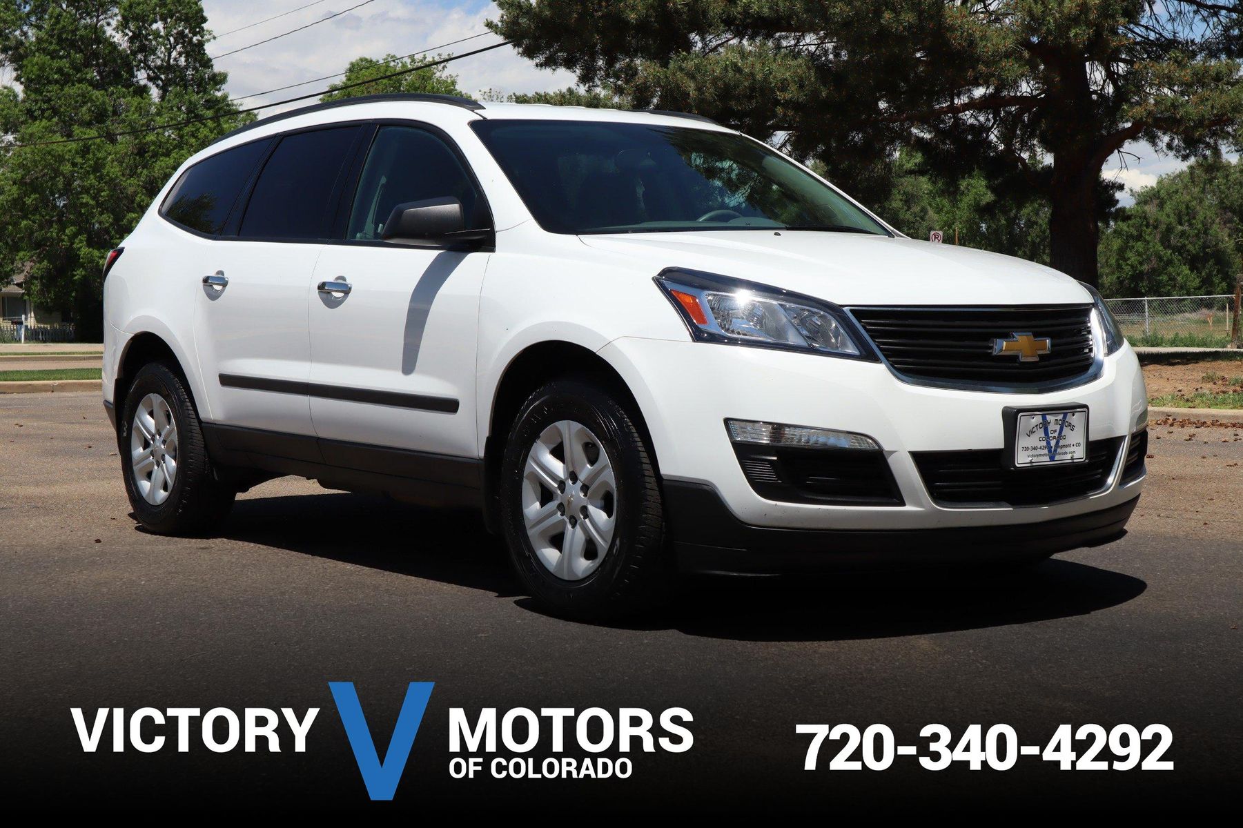 2017 Chevrolet Traverse LS | Victory Motors of Colorado
