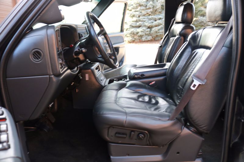 2002 Chevrolet Silverado 2500HD Photos