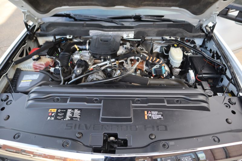 2016 Chevrolet Silverado 3500HD Photos