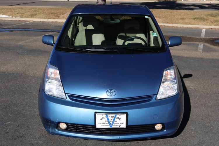2004 Toyota Prius | Victory Motors of Colorado