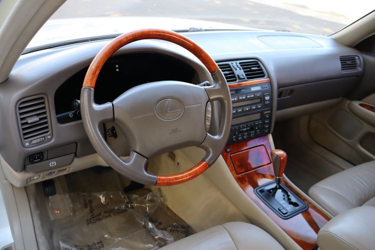 2000 Lexus LS 400 | Victory Motors of Colorado