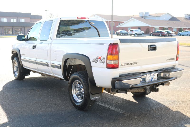 2001 Chevrolet Silverado 2500HD Photos