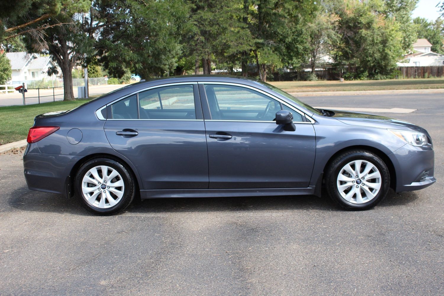 2015 Subaru Legacy 2.5i Premium | Victory Motors of Colorado