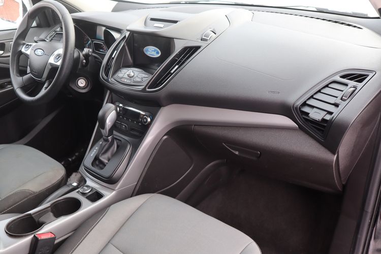 2016 Ford Escape SE | Victory Motors of Colorado