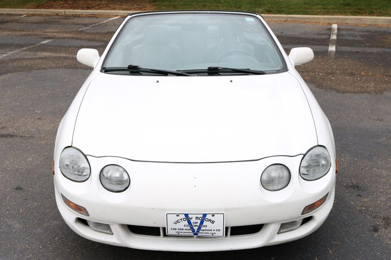 1999 Toyota Celica Photos