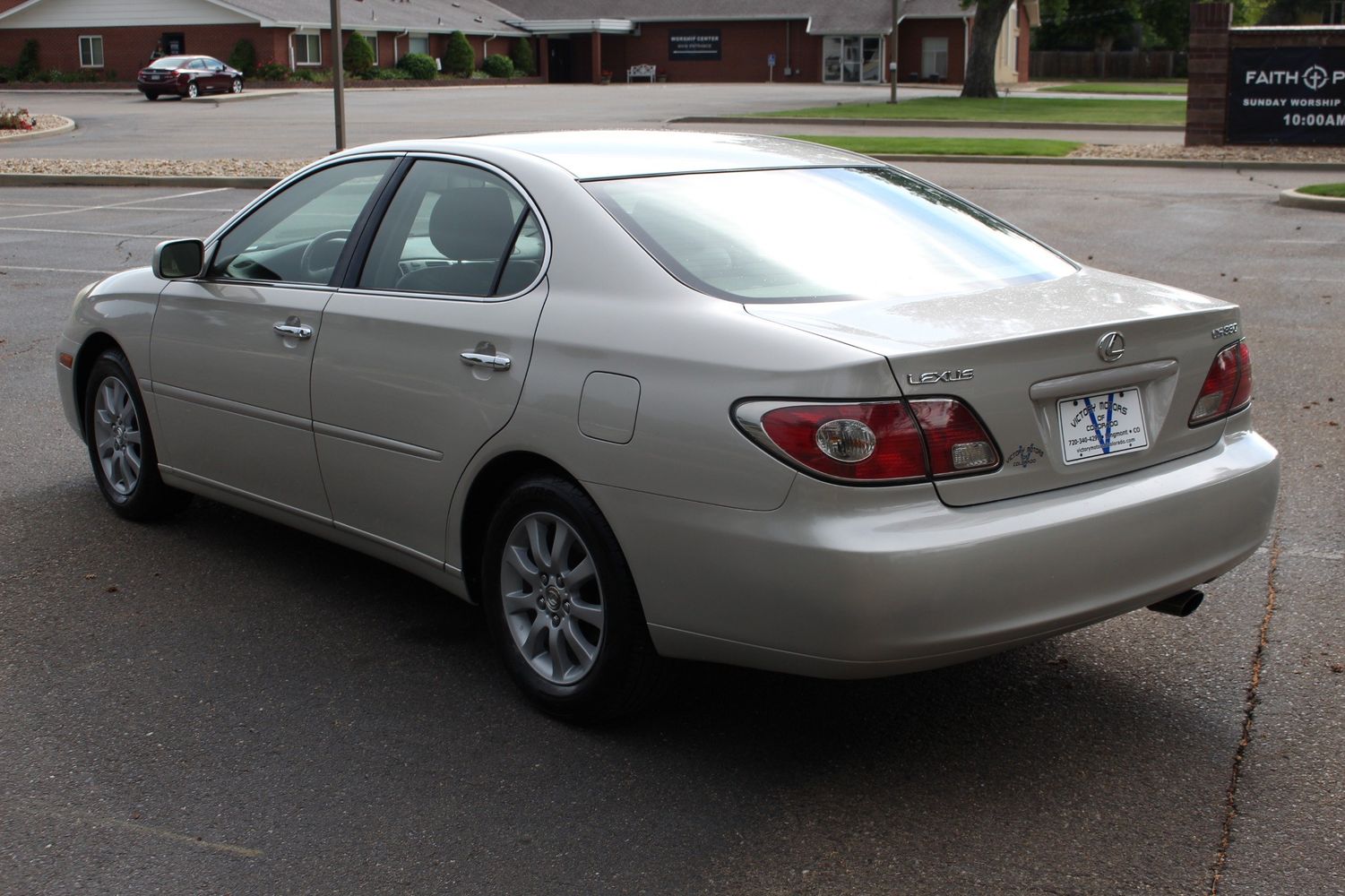 2004 Lexus ES 330 | Victory Motors of Colorado