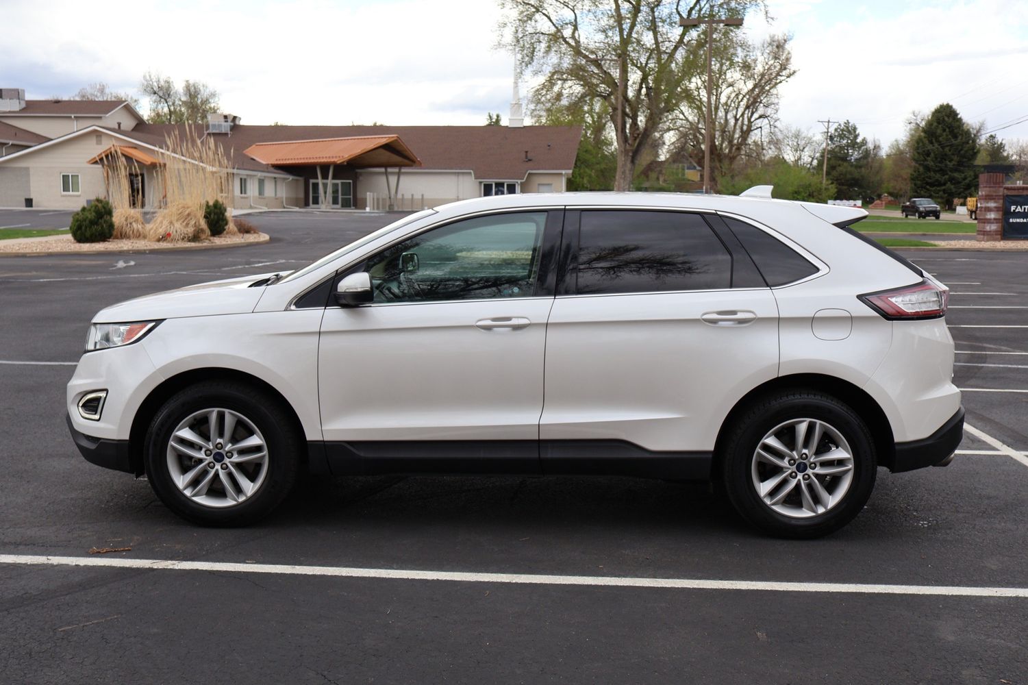 2015 Ford Edge SEL | Victory Motors of Colorado