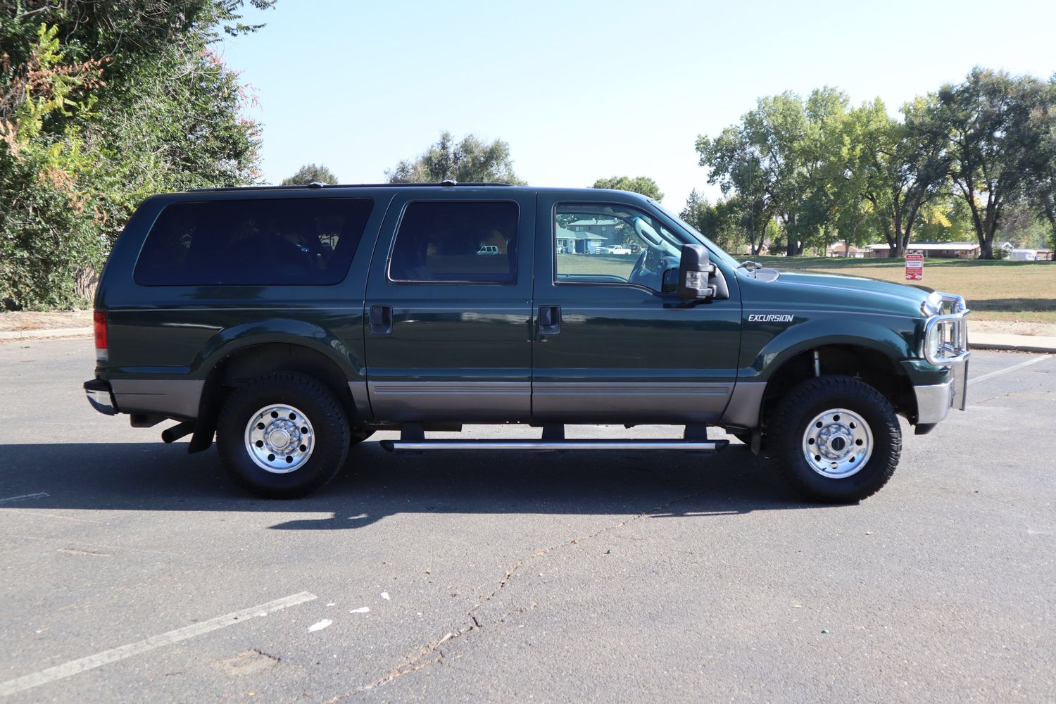 2005 Ford Excursion XLT | Victory Motors of Colorado