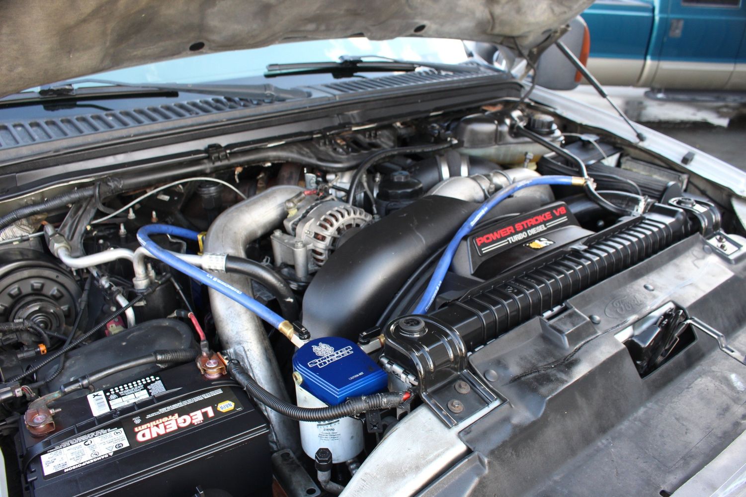 2004 Ford F-250 Super Duty Lariat | Victory Motors of Colorado
