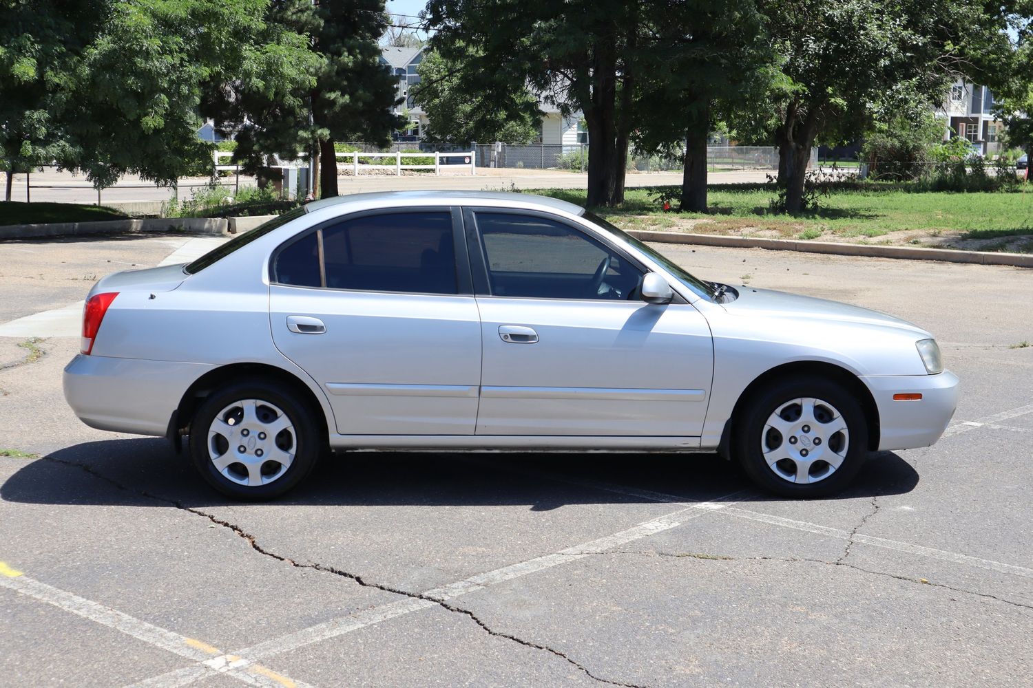 2002 Hyundai Elantra LX | Victory Motors of Colorado