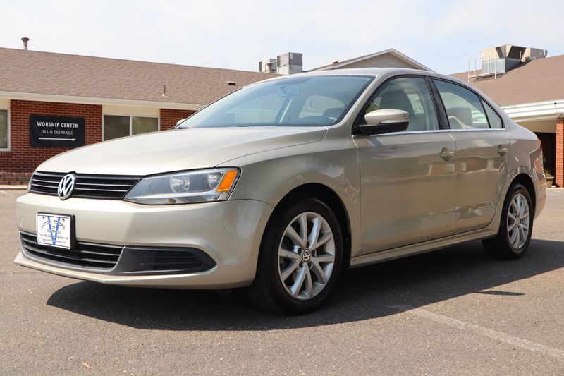 2013 Volkswagen Jetta Photos