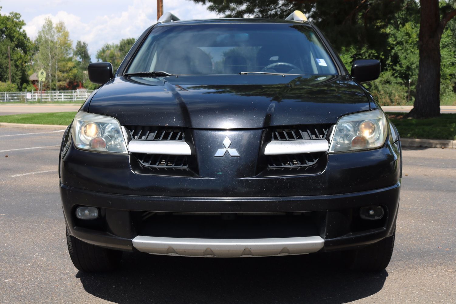 2006 Mitsubishi Outlander SE | Victory Motors of Colorado