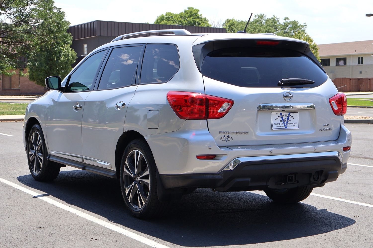 2017 Nissan Pathfinder Platinum | Victory Motors of Colorado