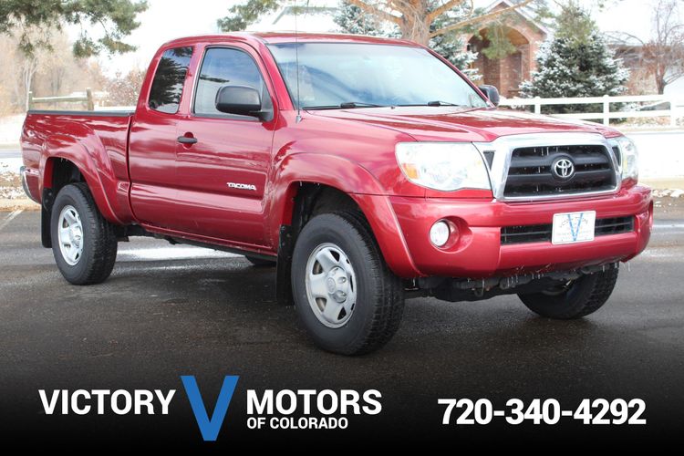 2005 Toyota Tacoma PreRunner V6 | Victory Motors of Colorado