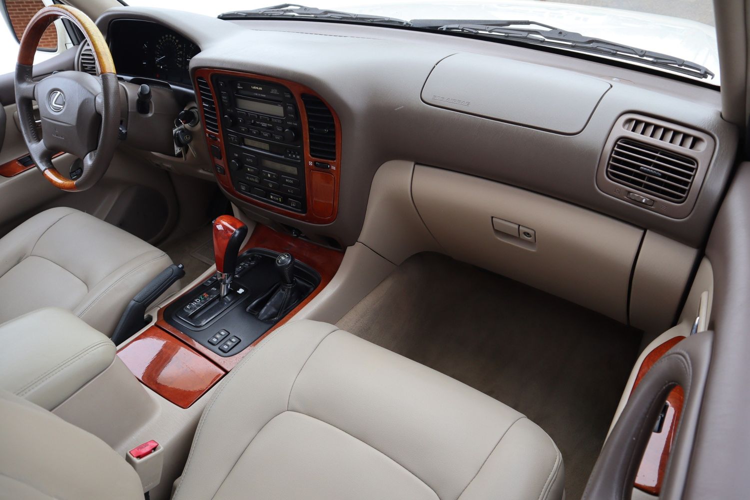 2001 Lexus LX 470 Base | Victory Motors of Colorado