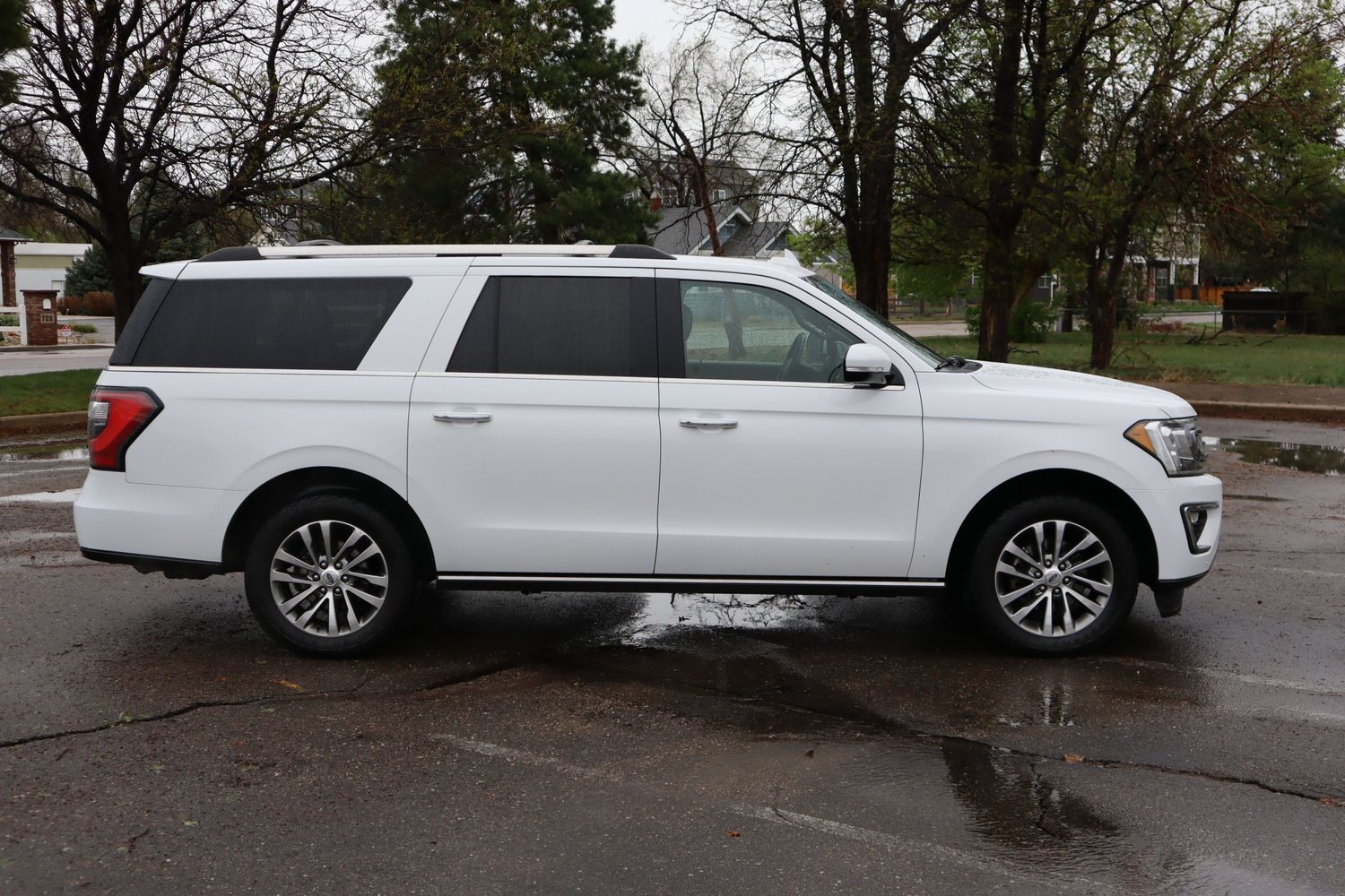 2018 Ford Expedition MAX Limited | Victory Motors of Colorado