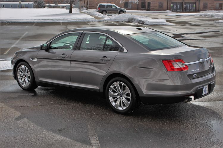 2012 Ford Taurus Limited | Victory Motors of Colorado