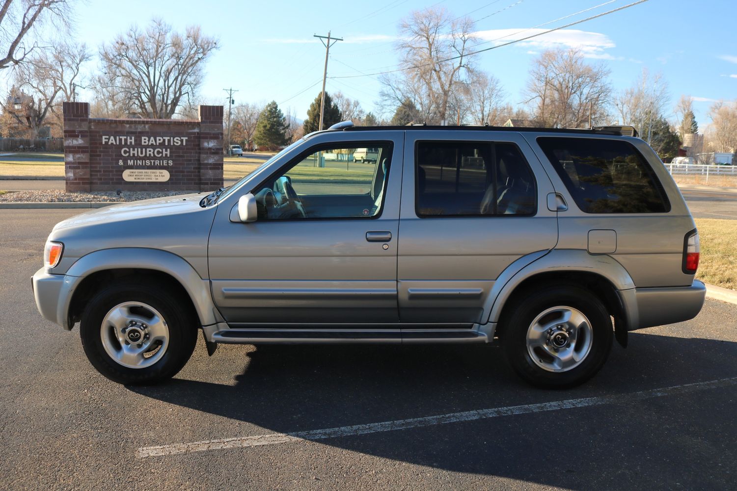 2000 INFINITI QX4 4WD | Victory Motors of Colorado