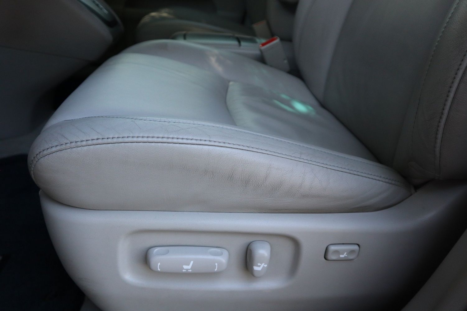 2006 Lexus RX 400h Base | Victory Motors of Colorado