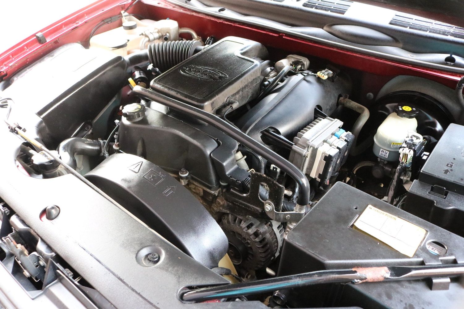 2002 GMC Envoy SLE | Victory Motors of Colorado