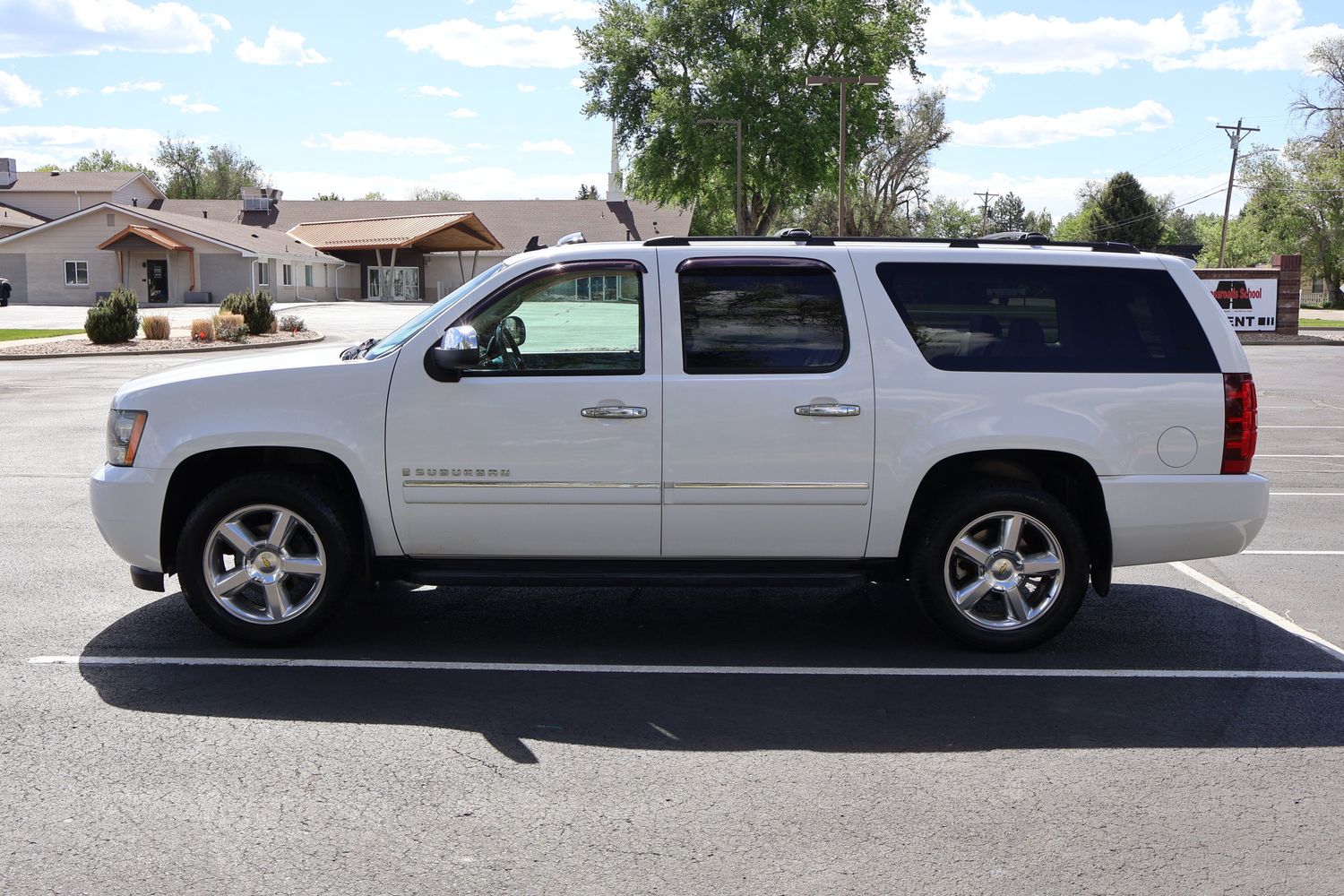 2009 Chevrolet Suburban LTZ | Victory Motors of Colorado