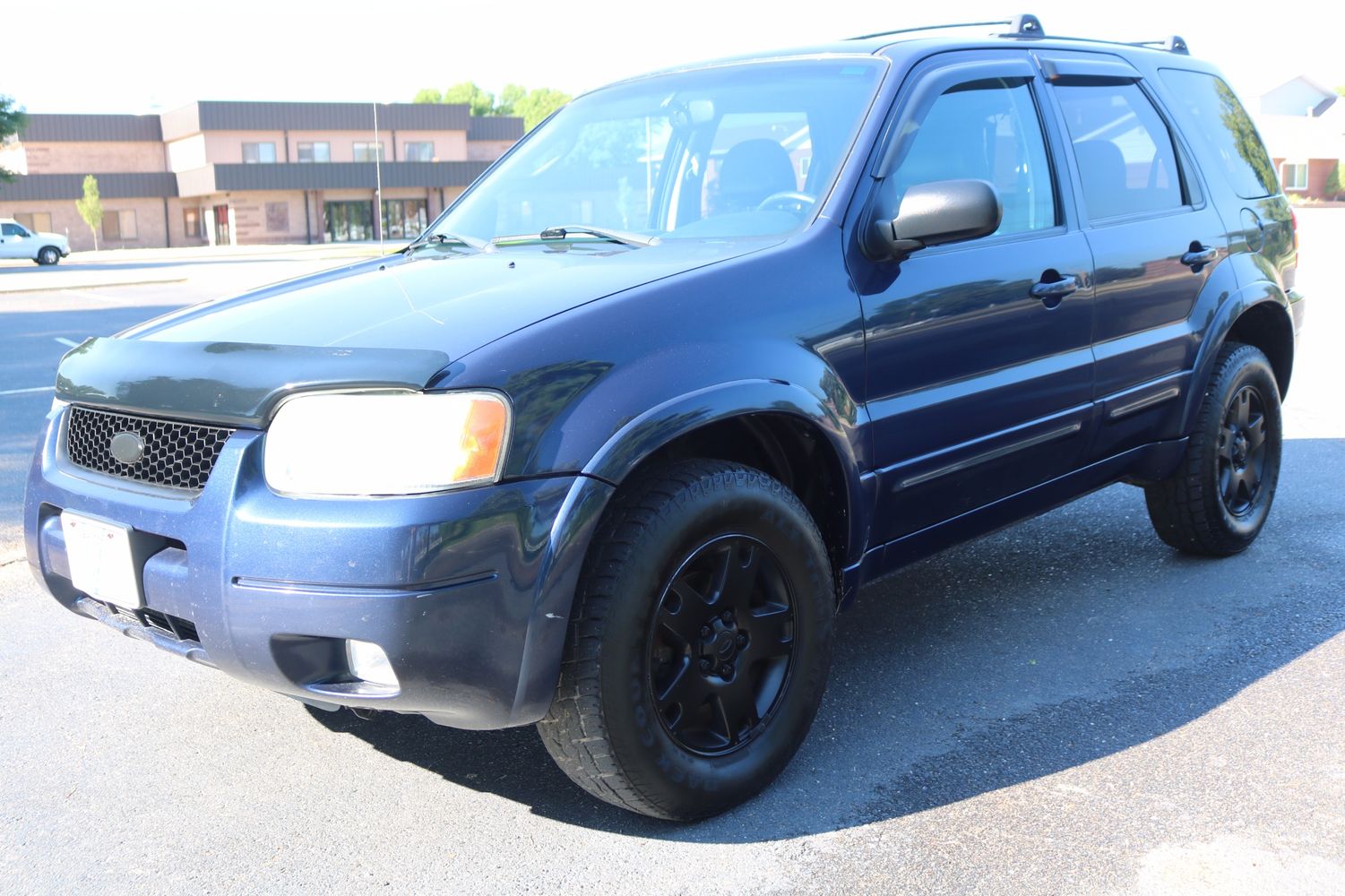 2004 Ford Escape Limited | Victory Motors of Colorado
