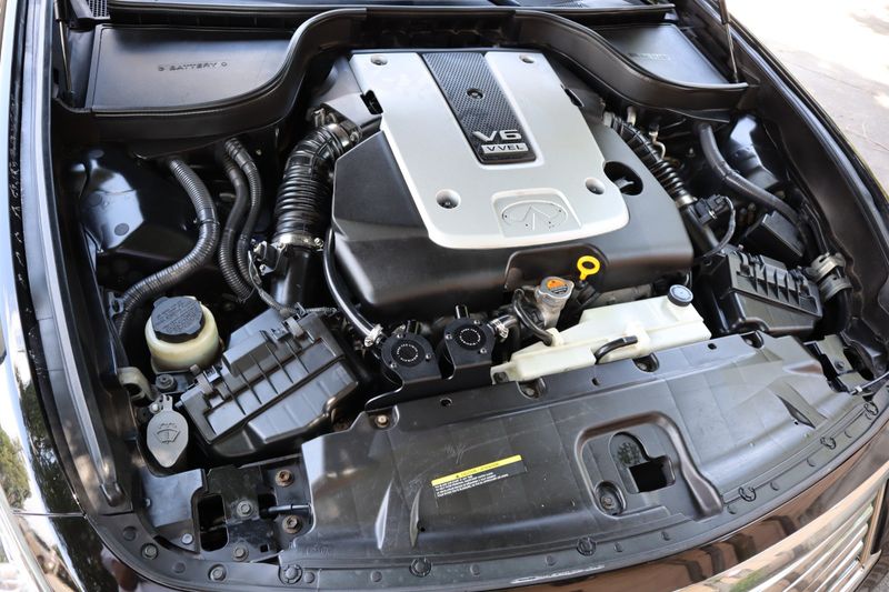 2015 INFINITI Q40 Photos
