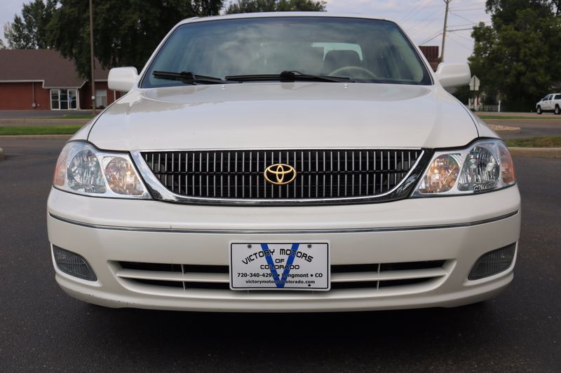 2002 Toyota Avalon Photos