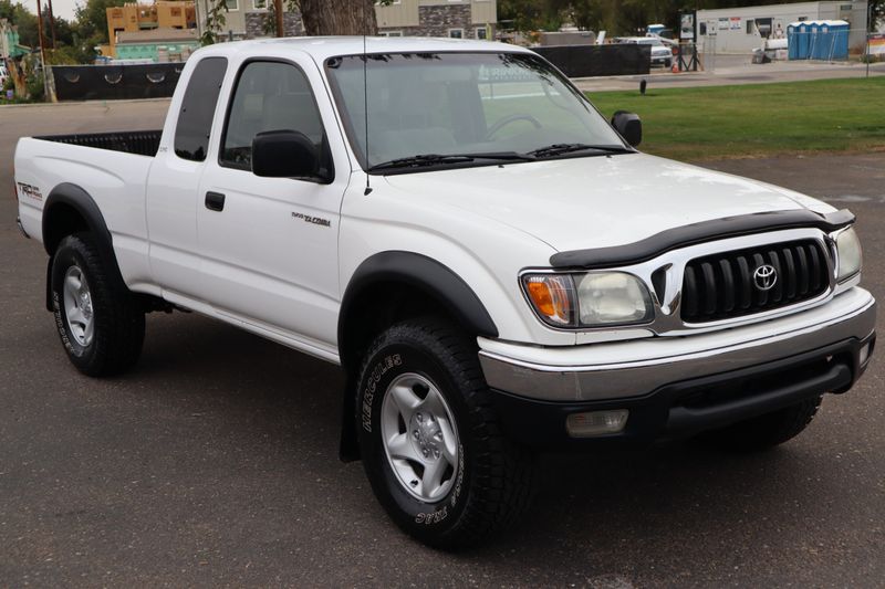 2002 Toyota Tacoma Photos