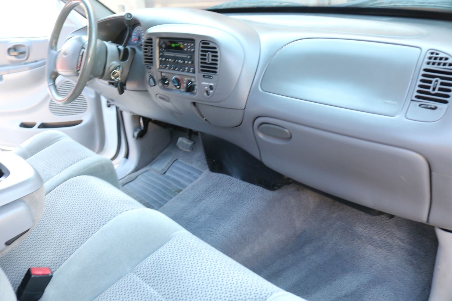 2001 Ford F-150 XLT | Victory Motors of Colorado