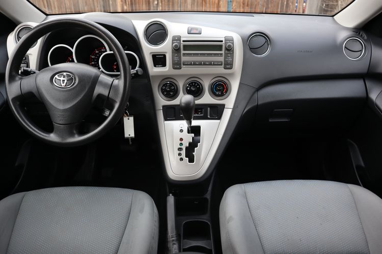 2010 Toyota Matrix Base | Victory Motors of Colorado