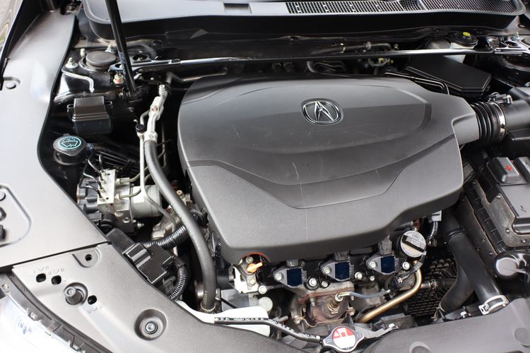 2015 Acura TLX SH-AWD V6 w/Advance | Victory Motors of Colorado