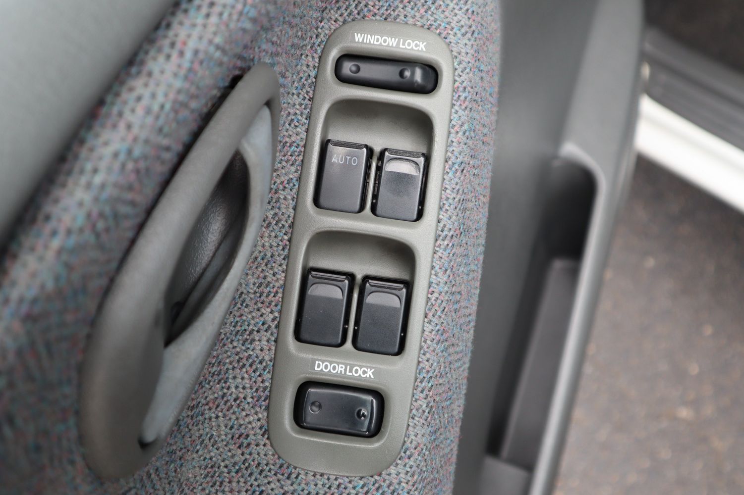 2000 Chevrolet Tracker Base | Victory Motors of Colorado