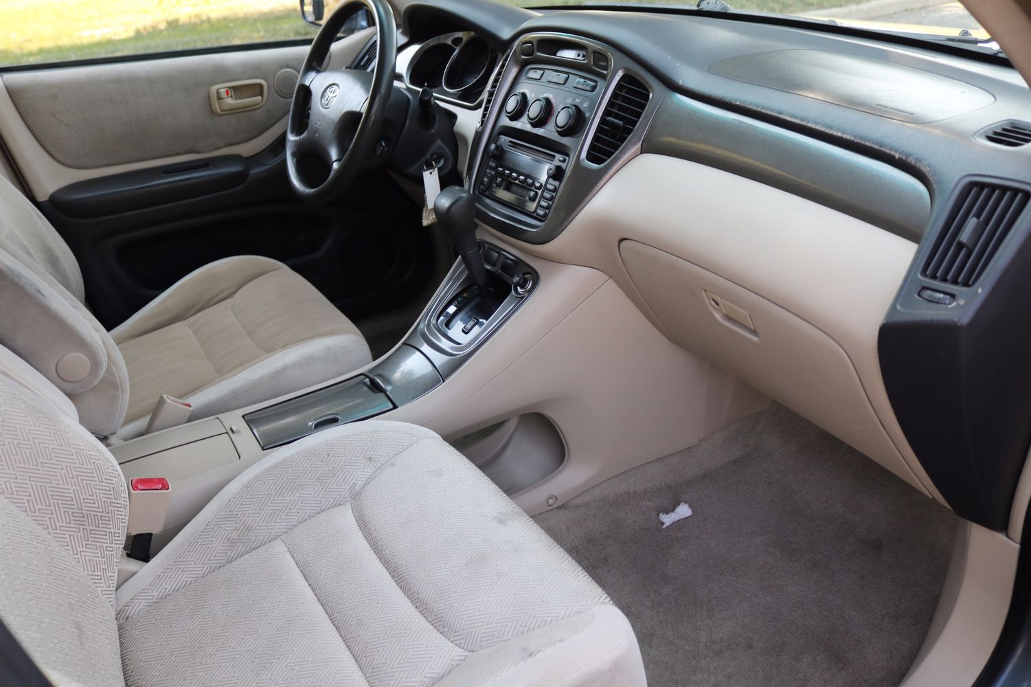 2003 Toyota Highlander AWD | Victory Motors of Colorado