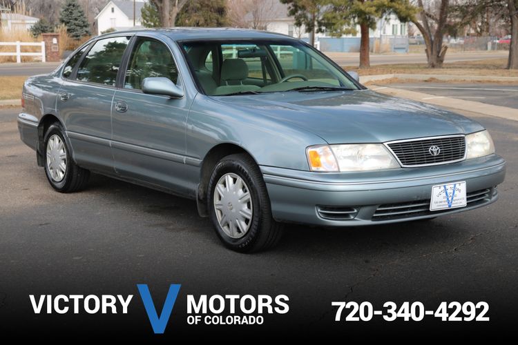 1999 Toyota Avalon XLS | Victory Motors of Colorado
