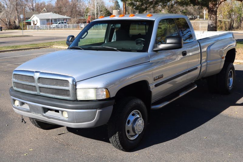 2002 Dodge Ram 3500 Photos