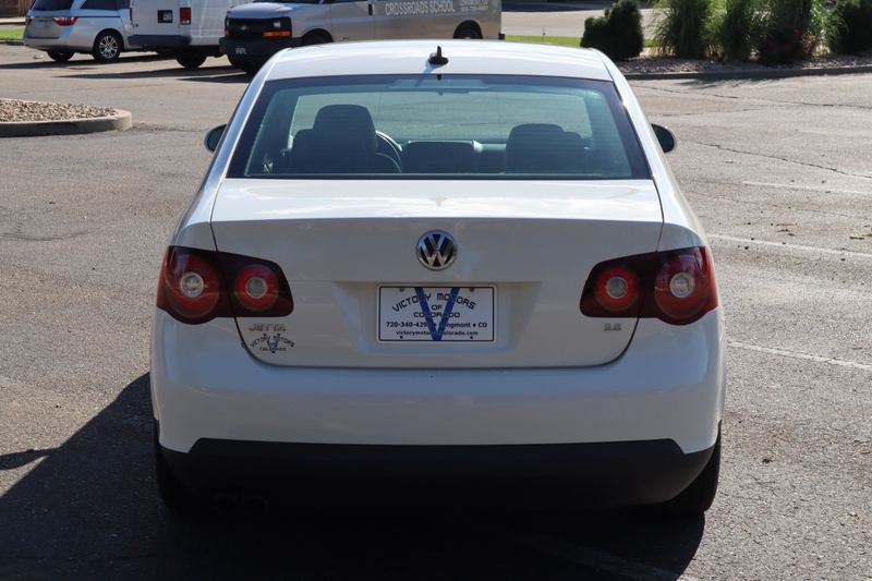 2008 Volkswagen Jetta Photos