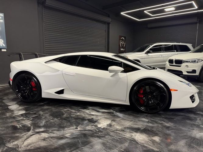 2016 Lamborghini Huracan LP580-2 | Dream Motors