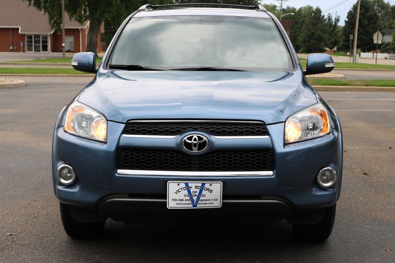 2011 Toyota RAV4 Photos