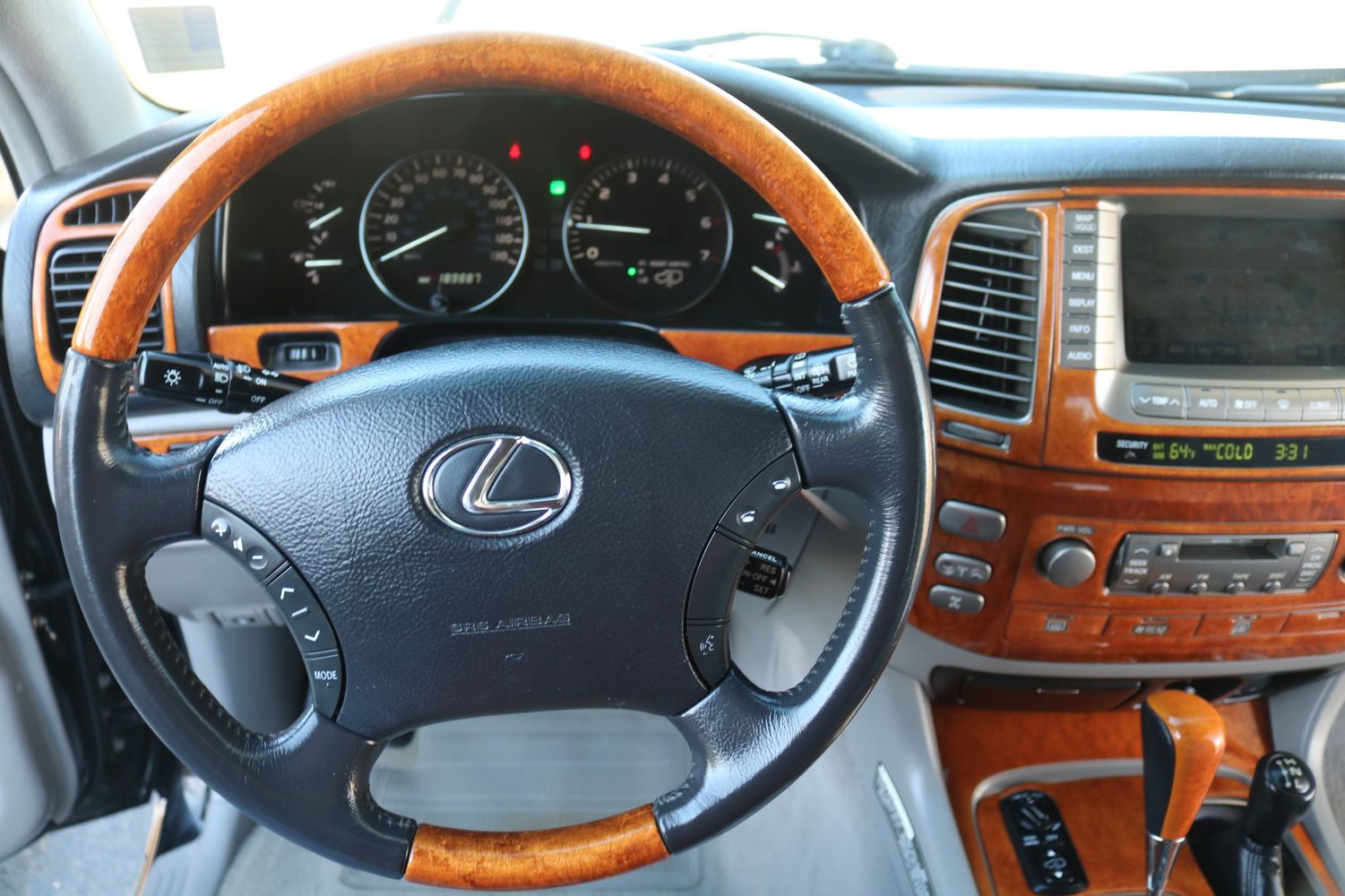 2004 Lexus LX 470 | Victory Motors of Colorado