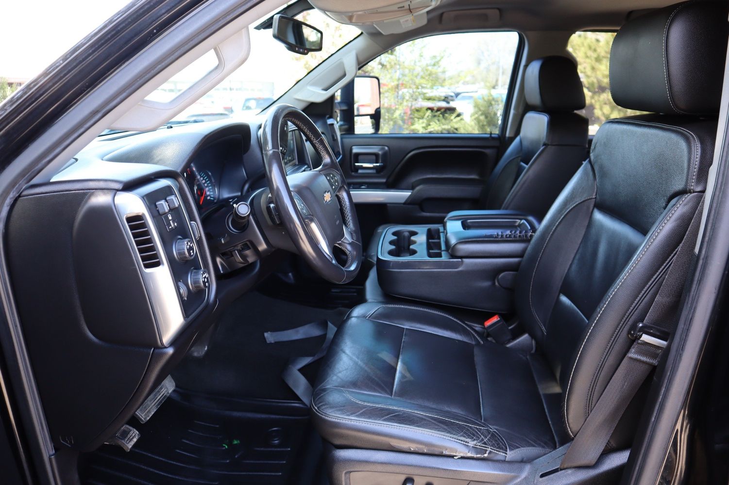 2016 Chevrolet Silverado 2500HD LT | Victory Motors of Colorado