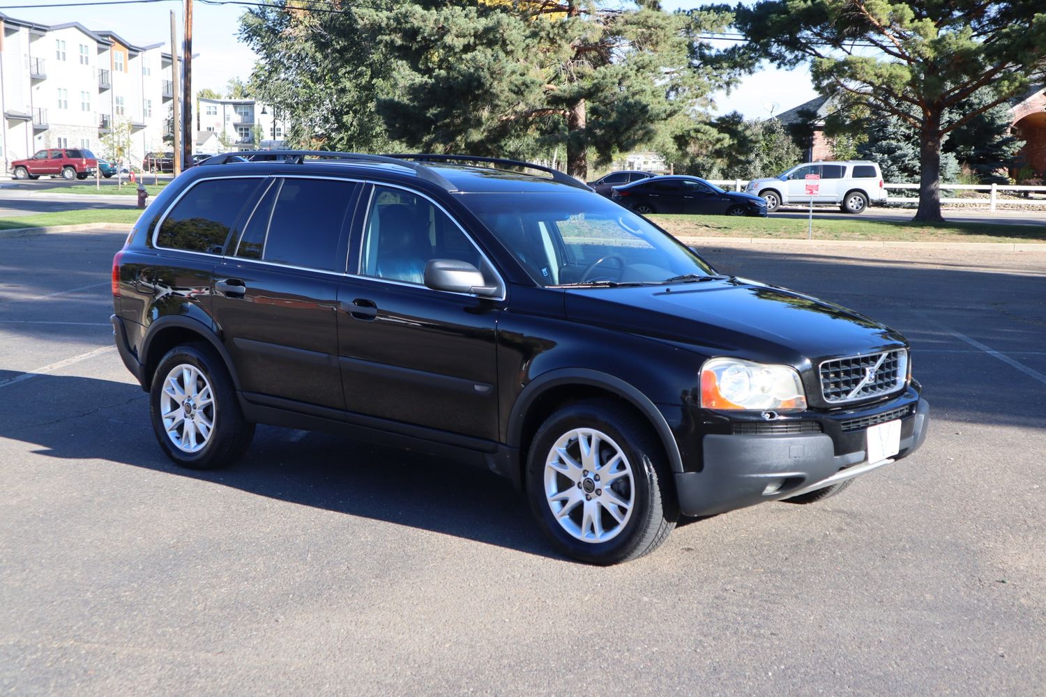 2004 Volvo XC90 2.5T | Victory Motors of Colorado