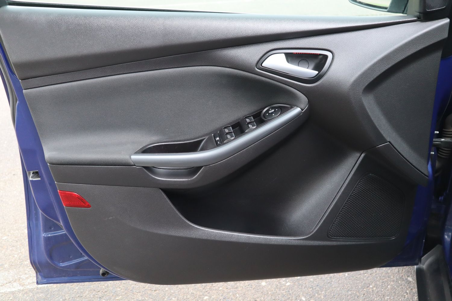 2012 Ford Focus Titanium | Victory Motors of Colorado
