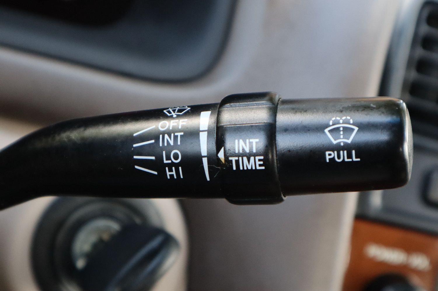 2001 Lexus ES 300 Base | Victory Motors of Colorado