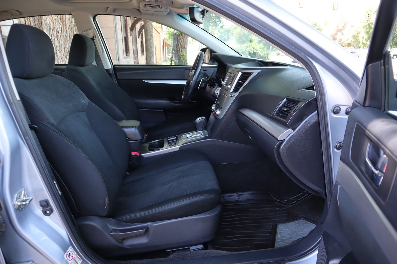 2014 Subaru Legacy 2.5i Premium | Victory Motors of Colorado